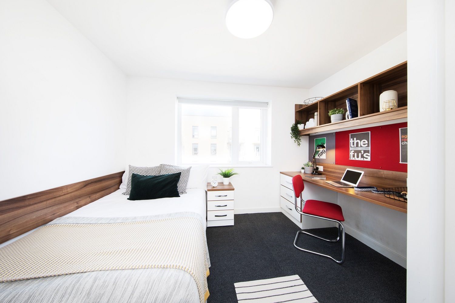Pier Quays (Liberty Quays) | Student Accommodation in Medway